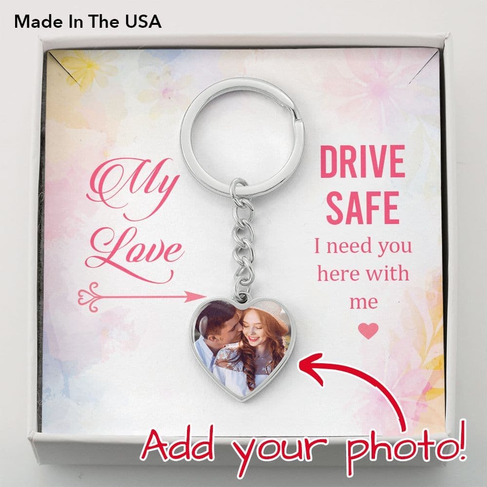 Photo Keychain with Personalized Heart – CoupleGifts.com